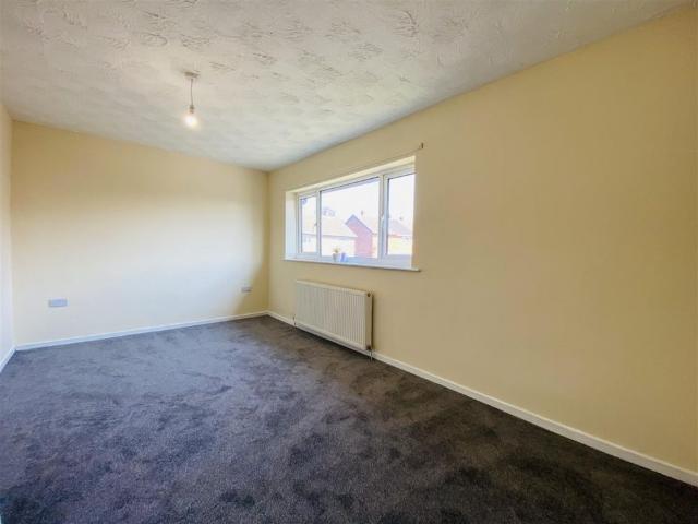 2 bedroom House To Let