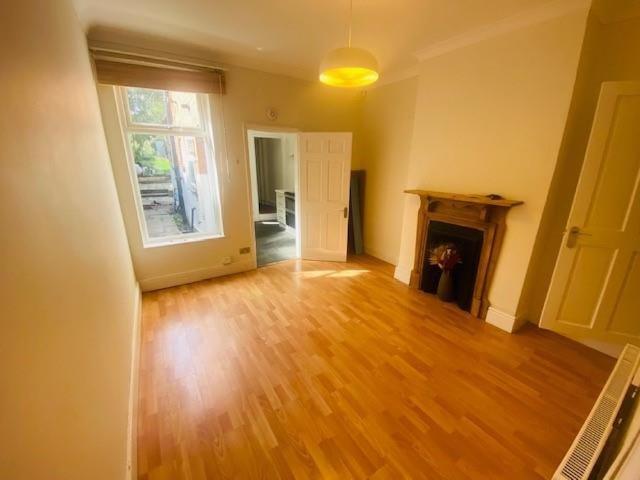 2 bedroom House To Let