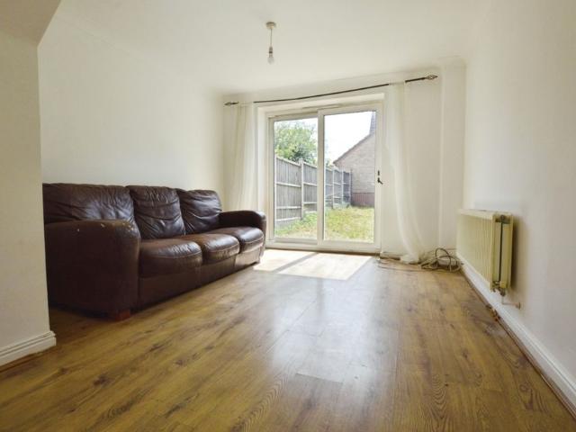 2 bedroom House To Let