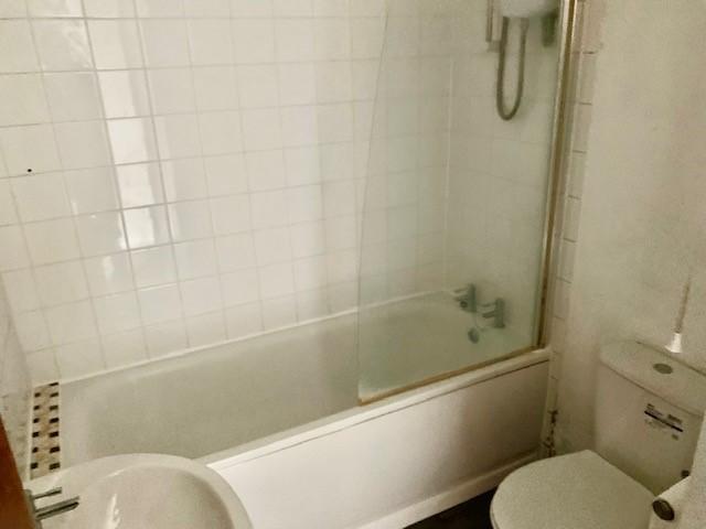 2 bedroom House To Let