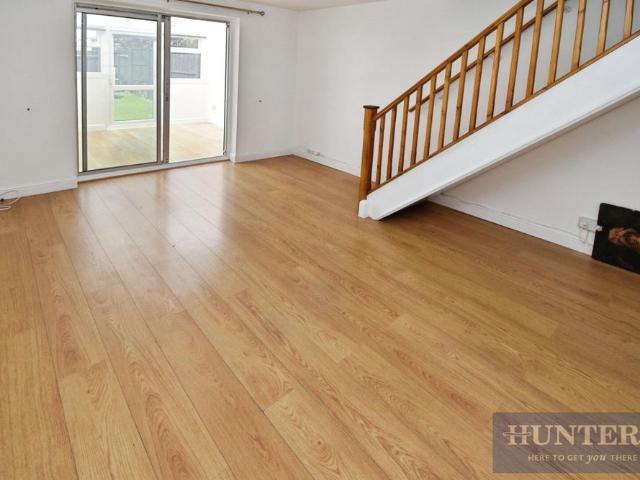 2 bedroom House To Let