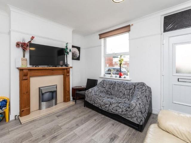 2 bedroom House To Let