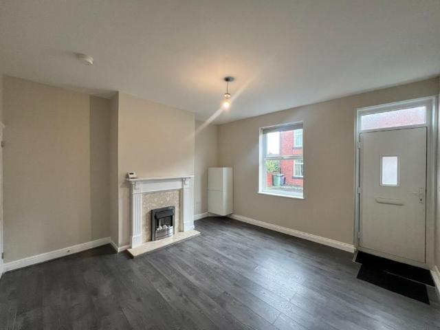 2 bedroom House To Let