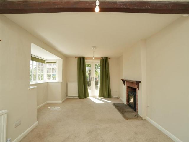 2 bedroom House To Let