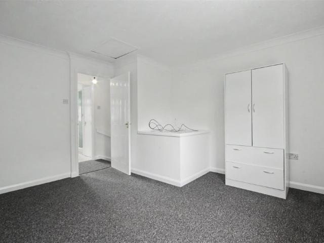 2 Bedroom House to let