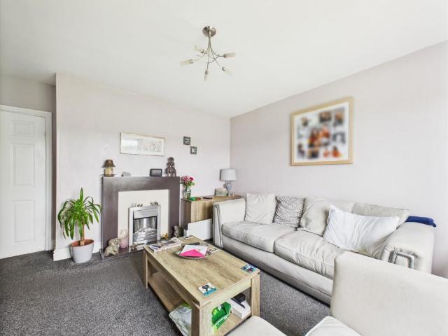 2 bedroom House To Let