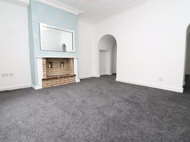 2 bedroom House To Let