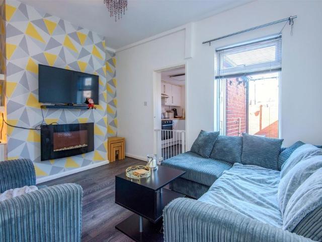 2 bedroom House To Let