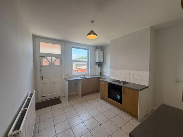 2 bedroom House To Let