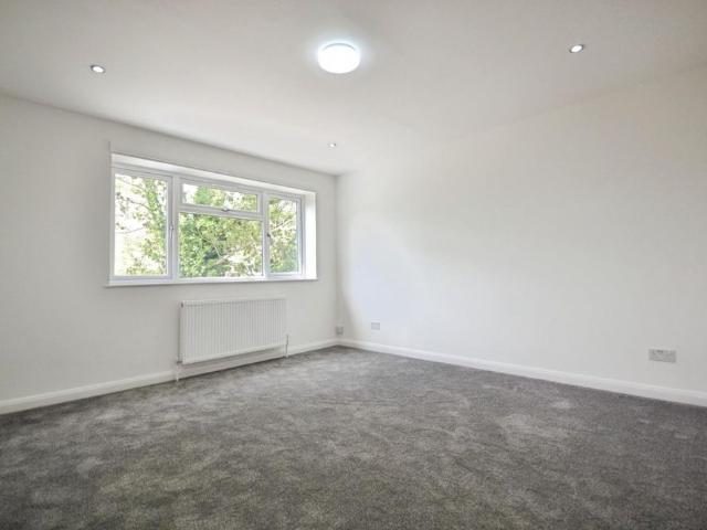 2 bedroom House To Let