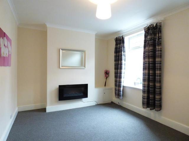 2 bedroom House To Let