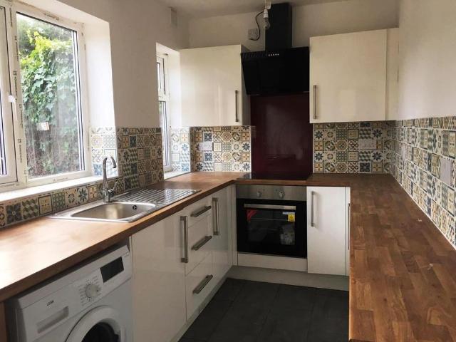 2 bedroom house to rent