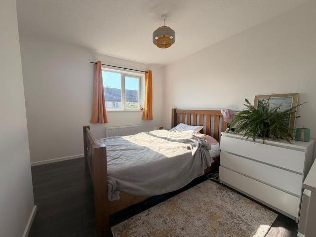 2 bedroom house to rent
