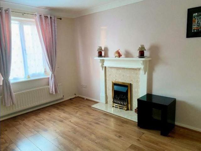 2 bedroom house to rent