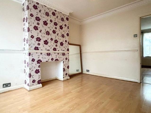2 bedroom house to rent