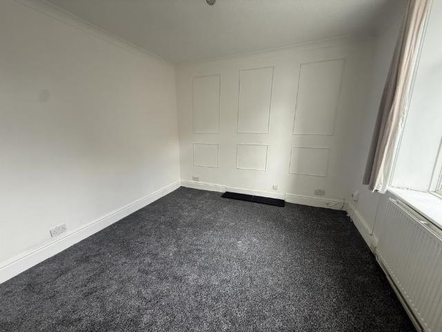 2 bedroom house to rent