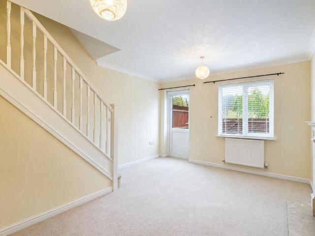 2 bedroom house to rent