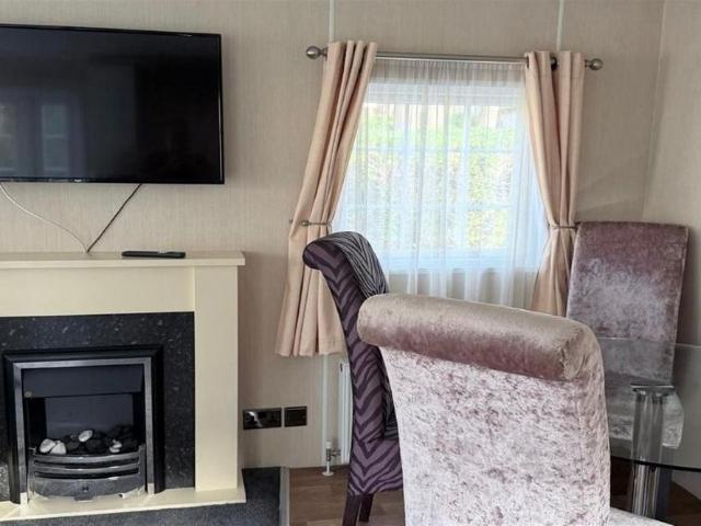 2 bedroom house to rent