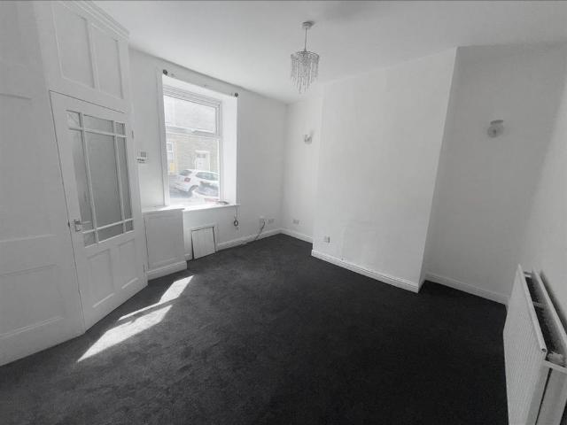 2 bedroom house to rent