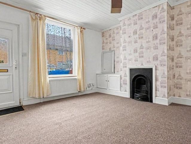 2 bedroom house to rent