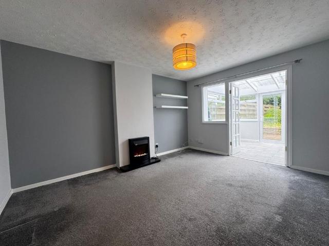 2 bedroom house to rent
