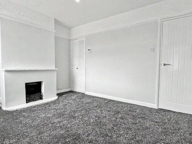 2 bedroom house to rent
