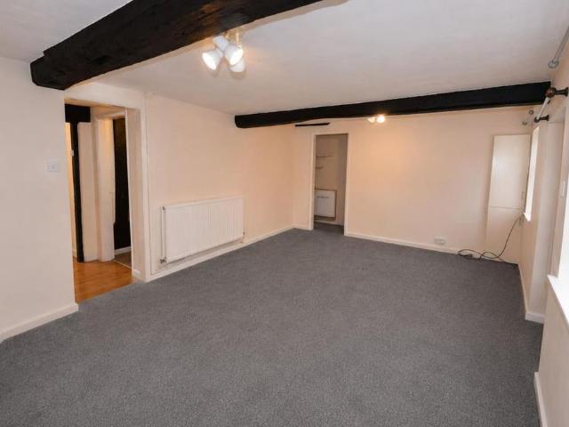 2 bedroom house to rent