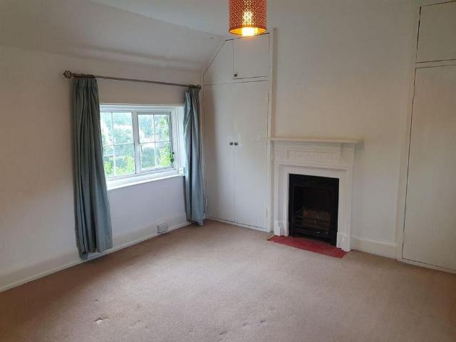 2 bedroom house to rent