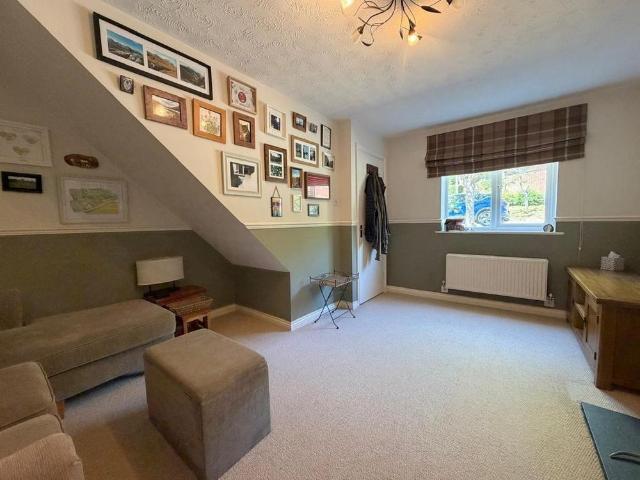 2 bedroom house to rent