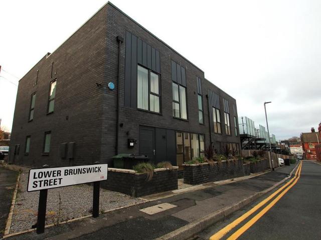 2 bedroom house to rent