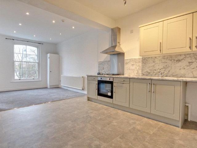 2 bedroom house to rent