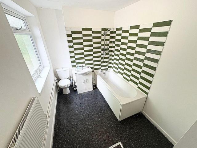 2 bedroom house to rent