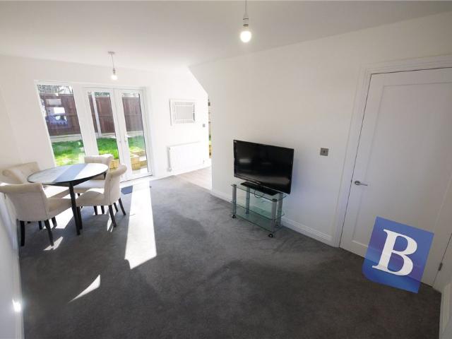 2 bedroom house to rent