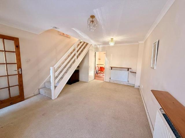 2 bedroom house to rent
