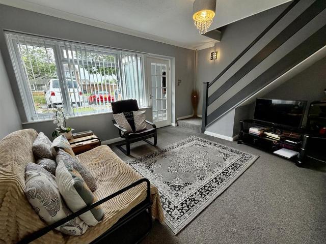 2 bedroom house to rent