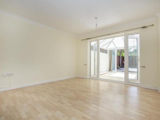2 bedroom house to rent