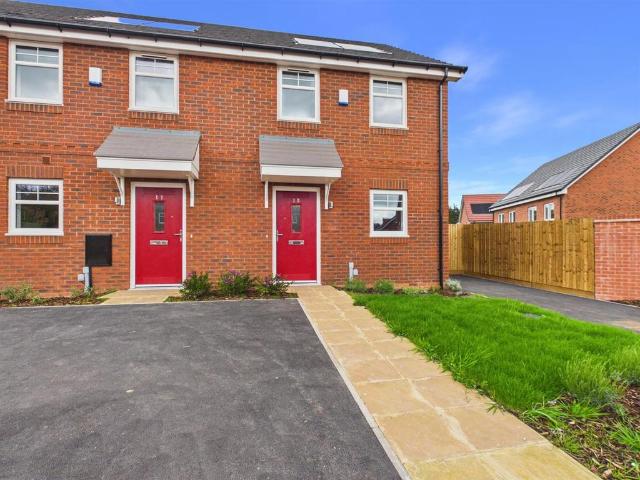 2 bedroom house to rent