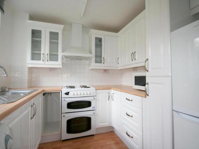 2 bedroom house to rent