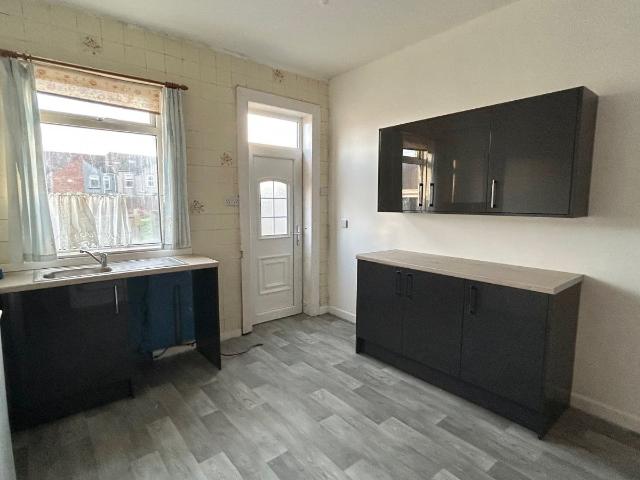 2 bedroom house to rent