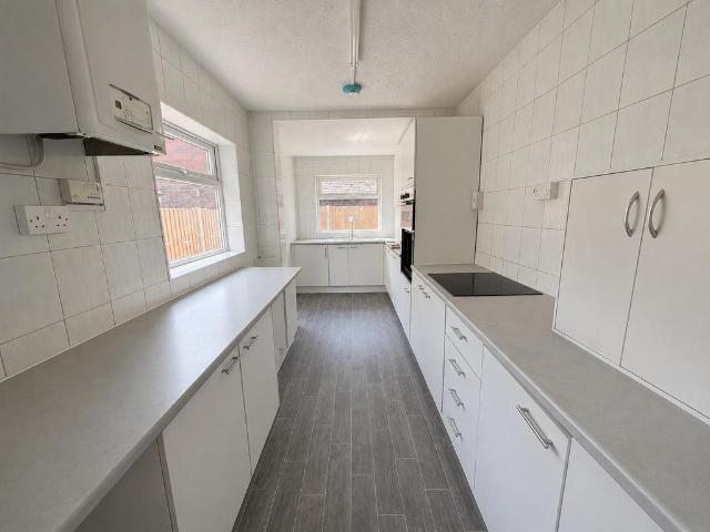 2 bedroom house to rent