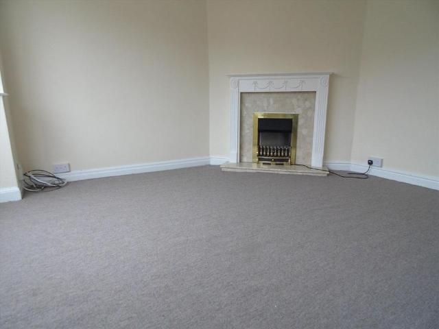 2 bedroom house to rent