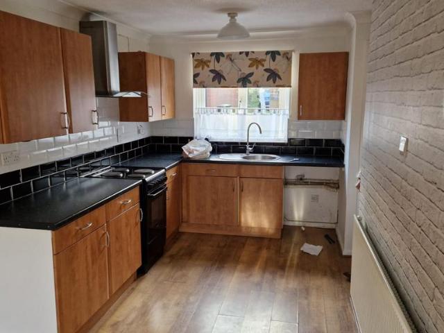 2 bedroom house to rent