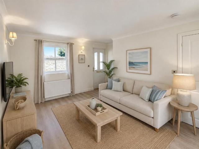 2 bedroom house to rent
