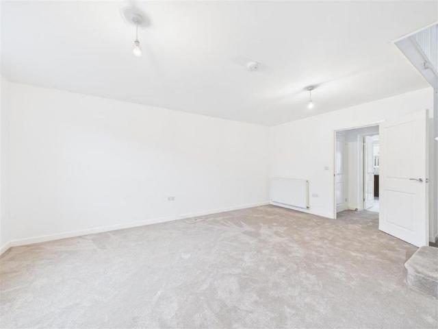 2 bedroom house to rent