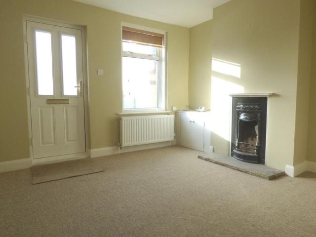 2 bedroom house to rent