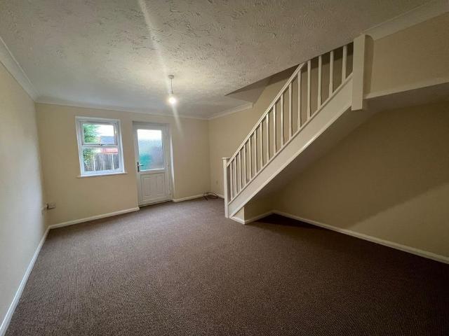 2 bedroom house to rent