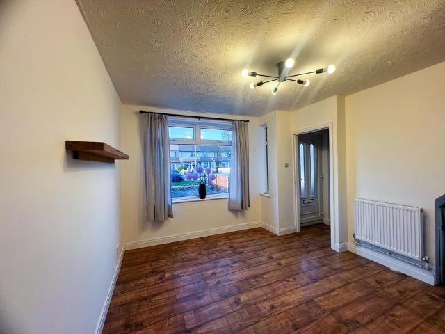 2 bedroom house to rent