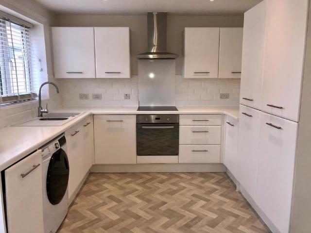 2 bedroom house to rent