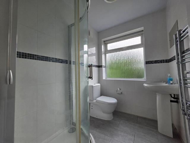 2 bedroom house to rent
