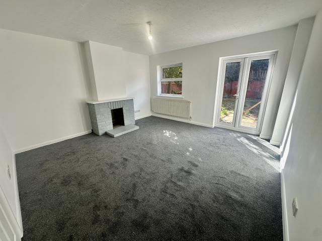 2 bedroom house to rent